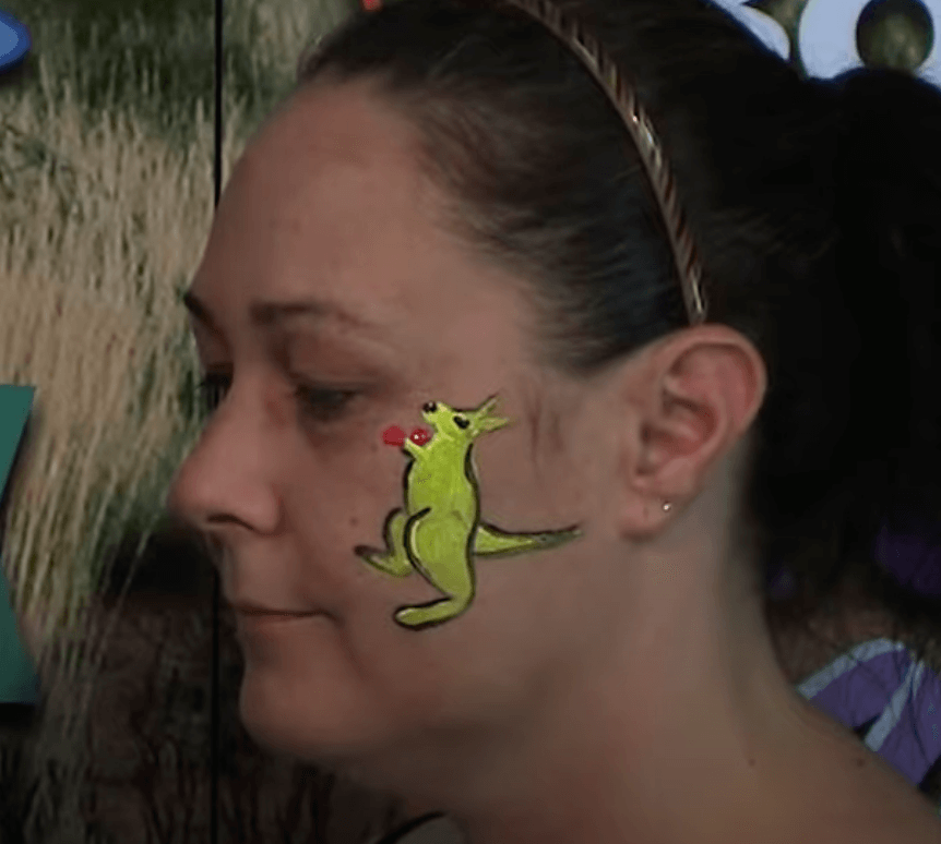 Kangaroo face paint | step-by-step guide | video